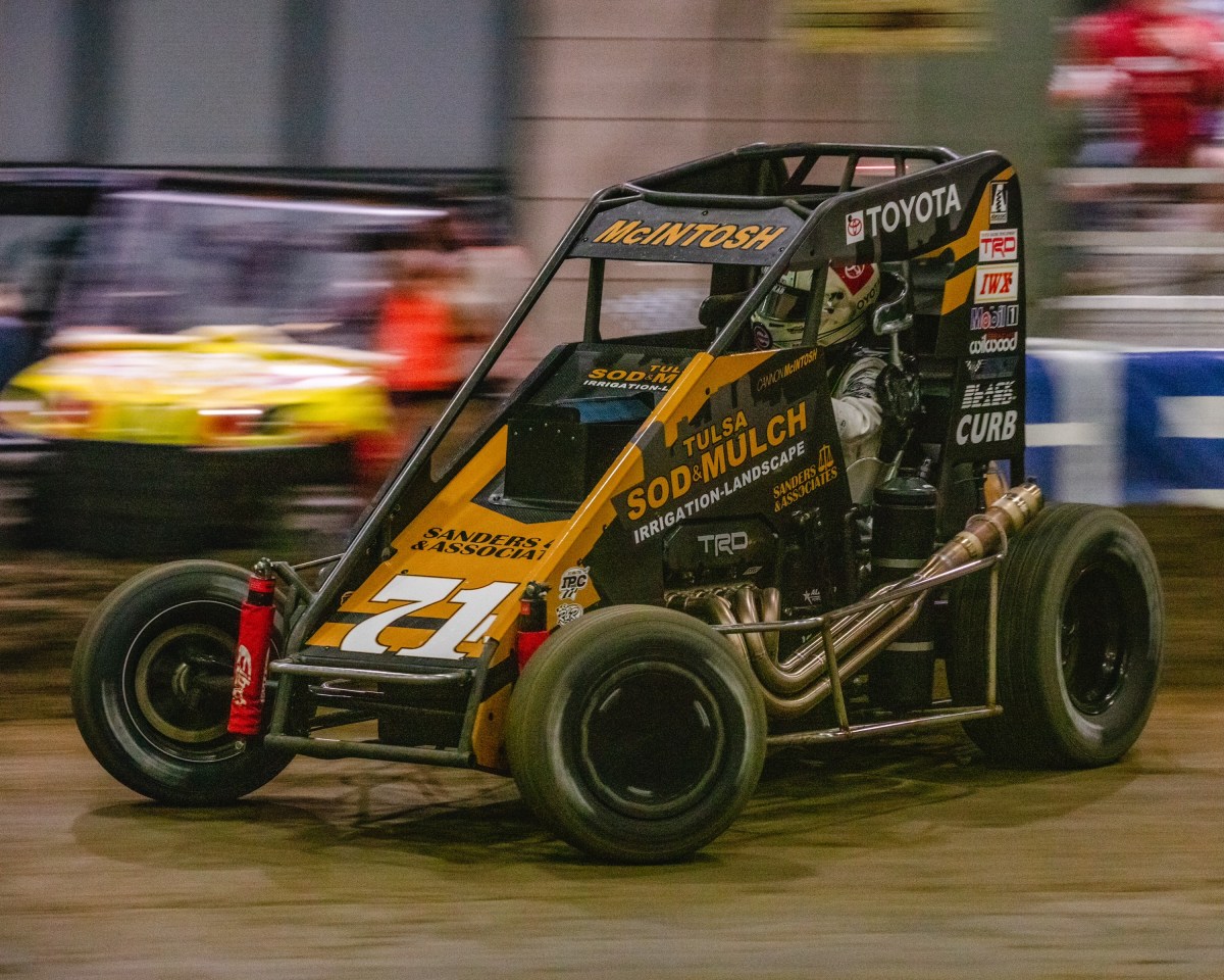 McIntosh Delivers on Magical Monday Night, Sweeps at Chili Bowl in KKM ...